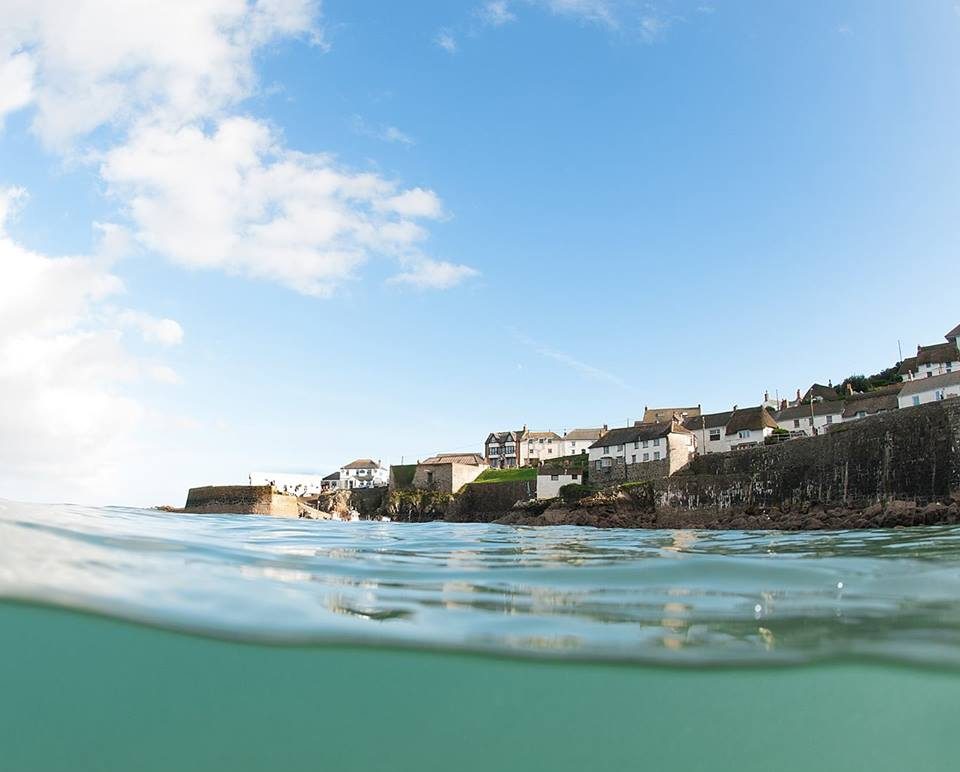 Coverack Village – A picturesque Cornish fishing village in the heart ...