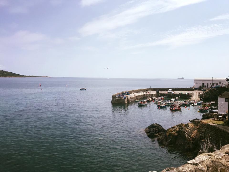 Self Catering for up to 2 people – Coverack Village