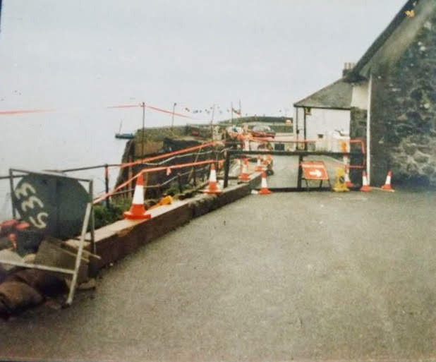 1990 photos of Coverack sea wall being built – Coverack Village
